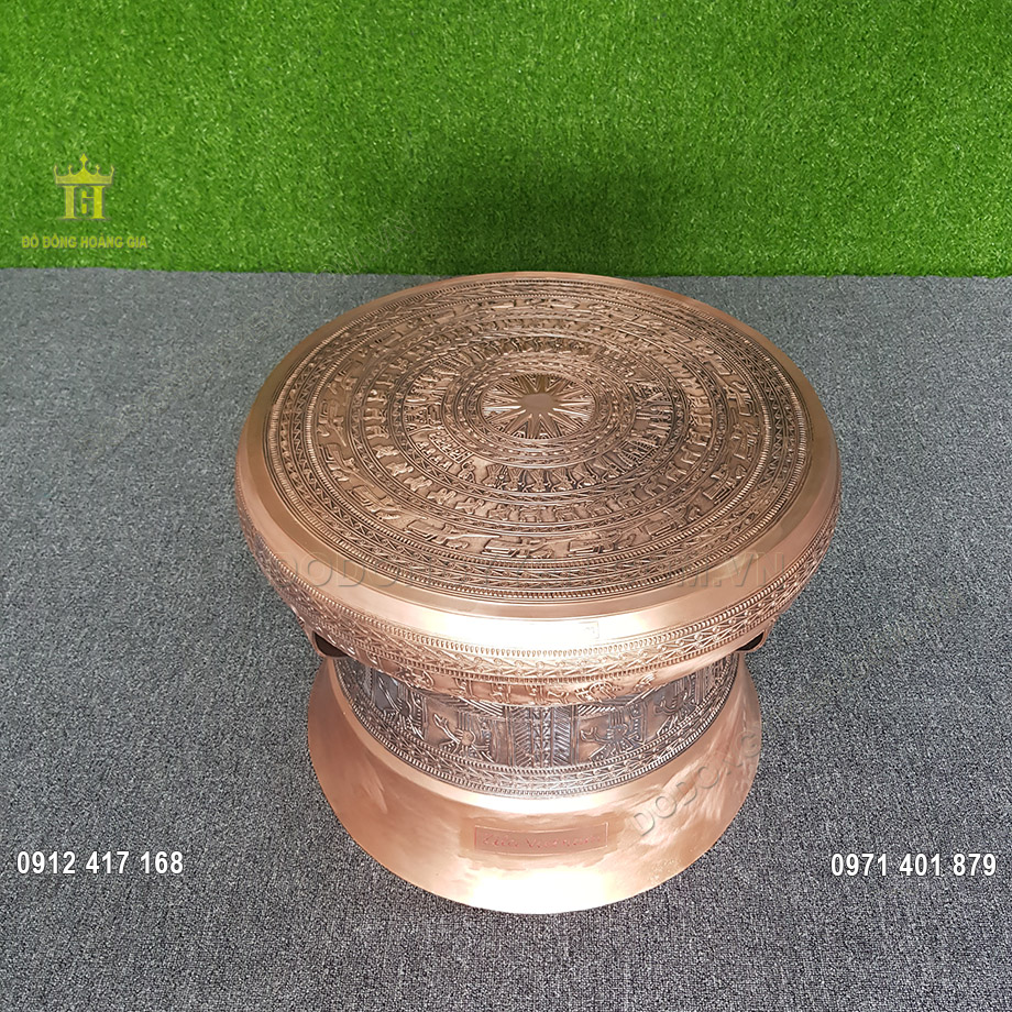 Tặng phẩm quả trống đồng Đông Sơn dành cho Zila Việt Nam